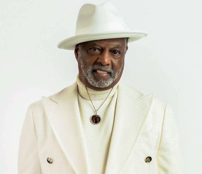 Robert Kool Bell & Family – NJ Urban News