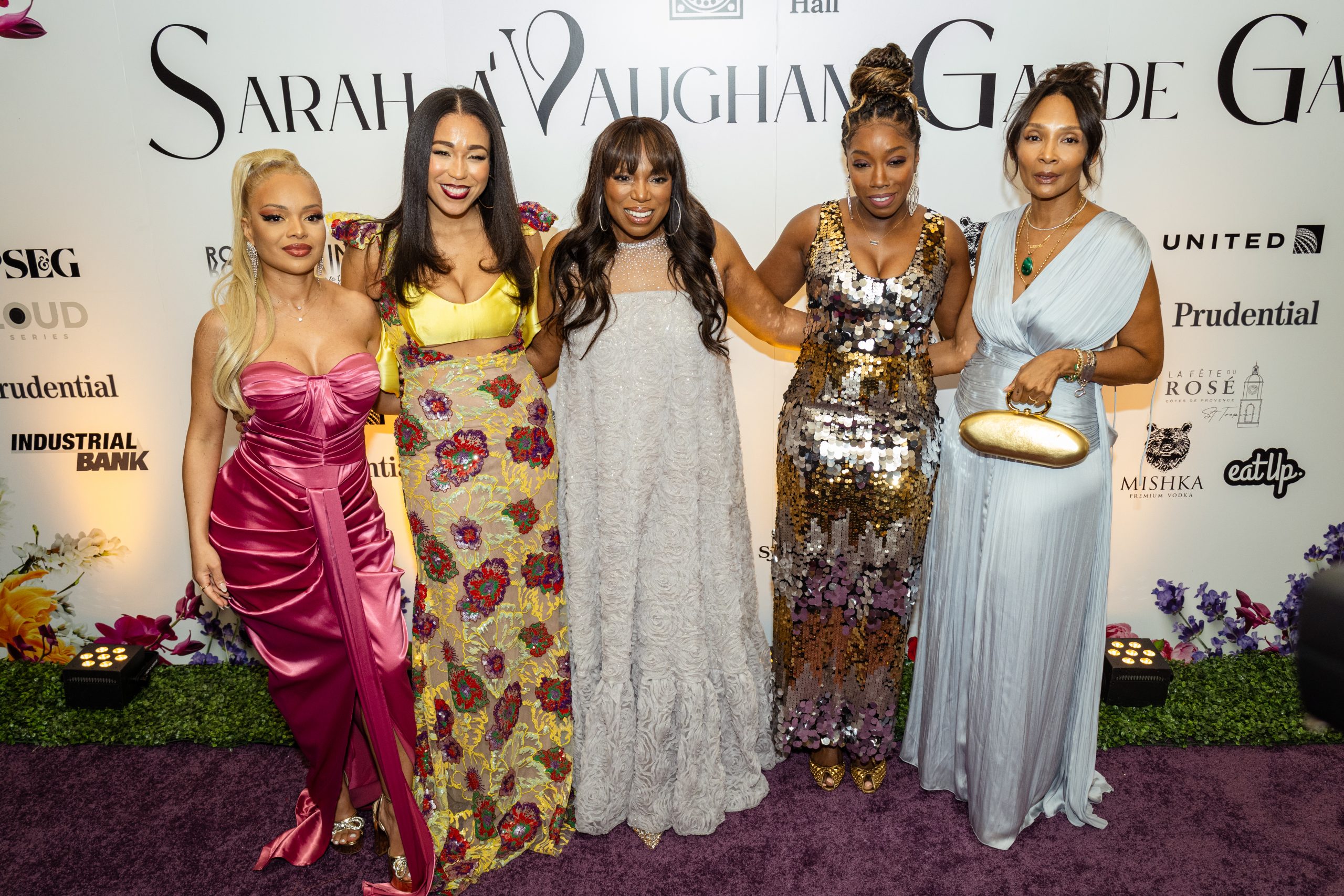 NEWARK SYMPHONY HALL HONORS JAZZ LEGEND SARAH VAUGHAN WITH THE ...